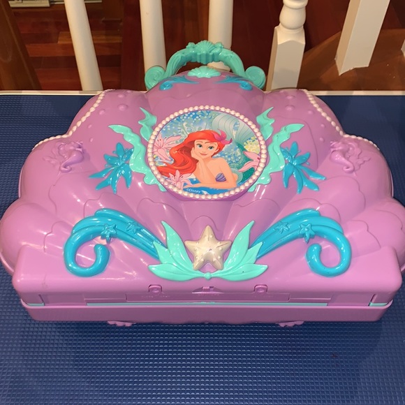 Disney | Toys | Authentic Disney Merchandise The Little Mermaids ...